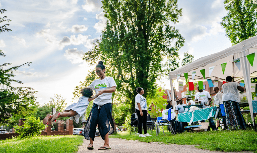 Saying thank you with a Big Lunch - Eden Project communities