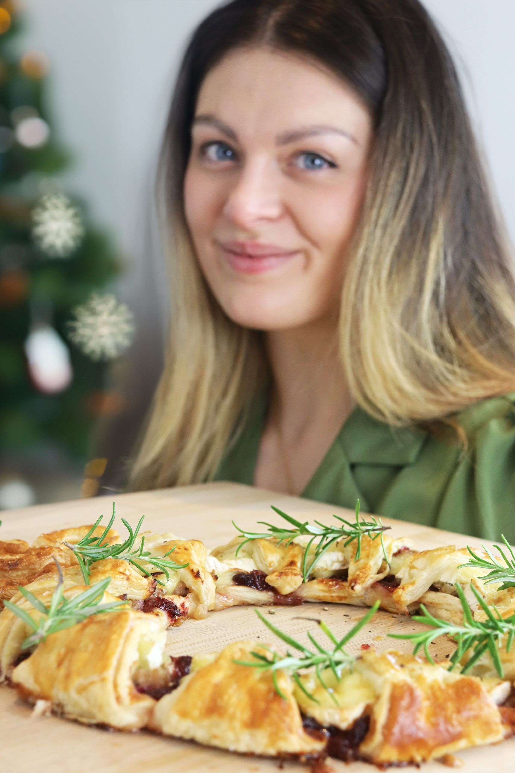 Christmas stuffing, brie & cranberry wreath - Eden Project communities
