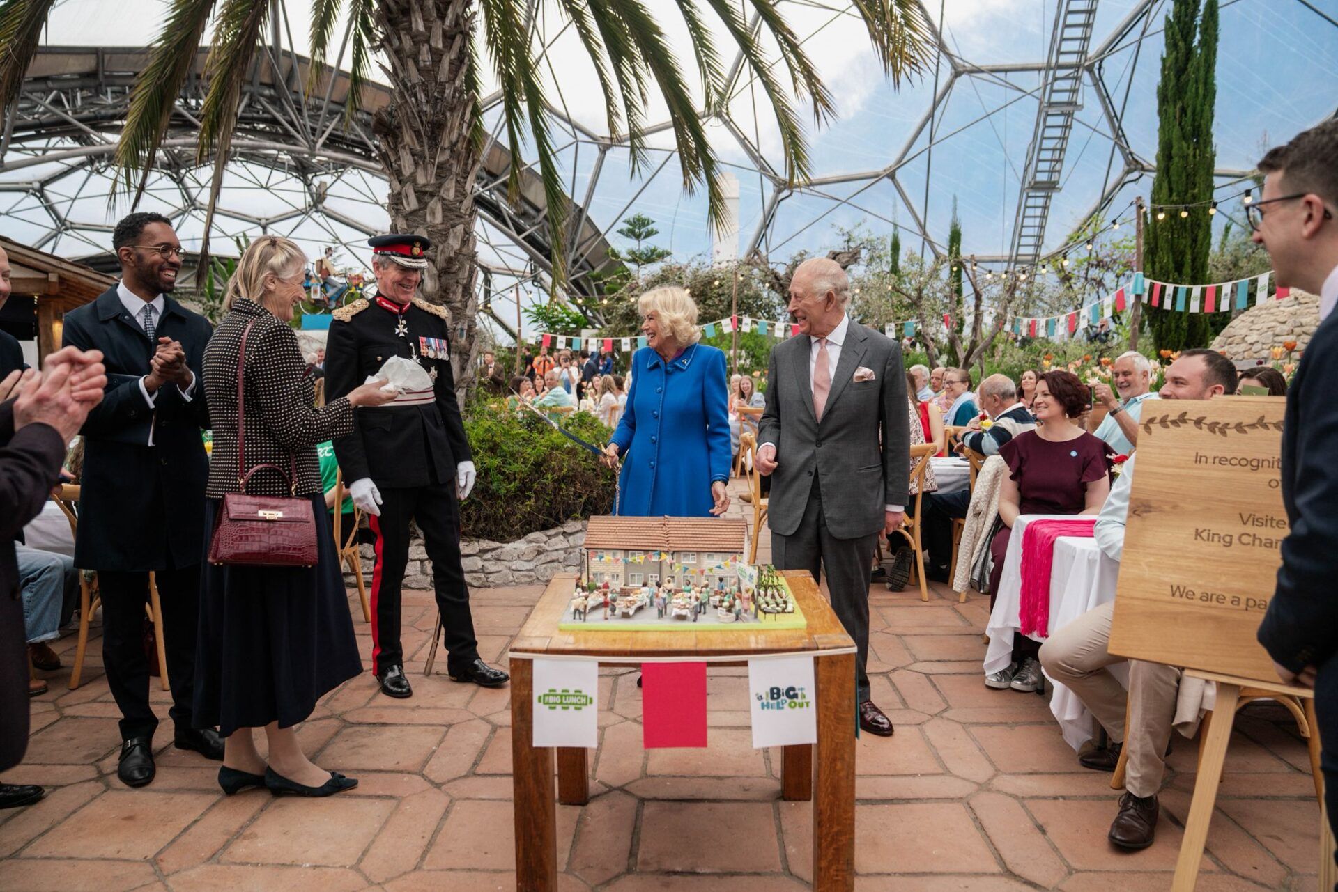 His Majesty The King and Her Majesty The Queen mark the Eden Project’s ...